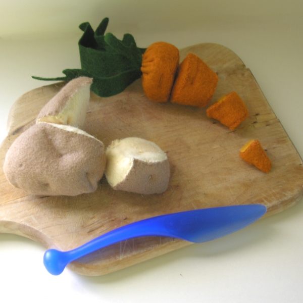 free felt food pattern round up – Indie Crafts